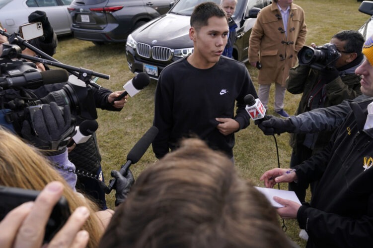 Teen kills sixth grader, wounds 5 others in Iowa school shooting | News ...